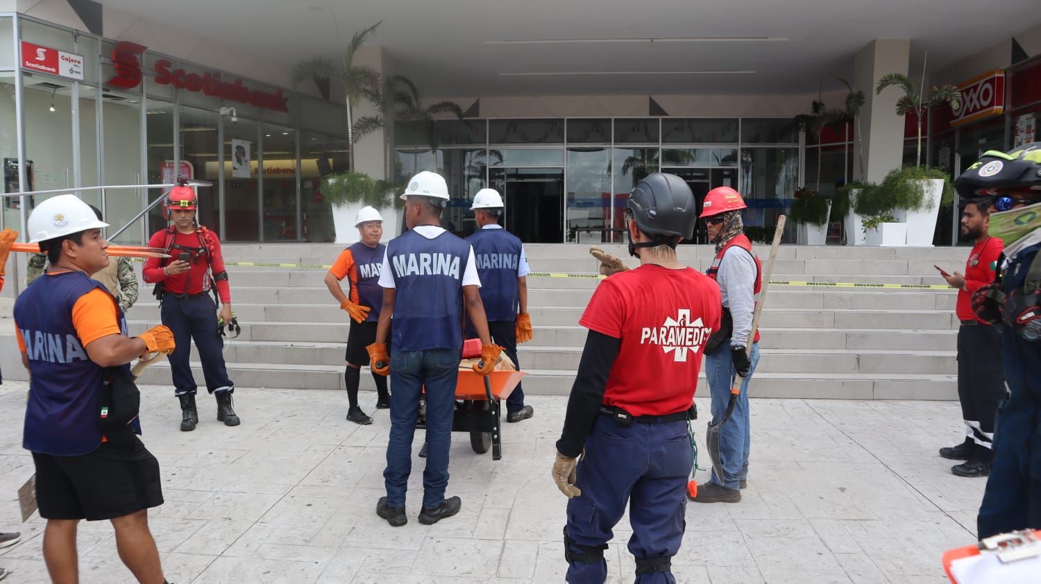 Protección Civil Manzanillo hace labores de búsqueda de vidas humanas ...